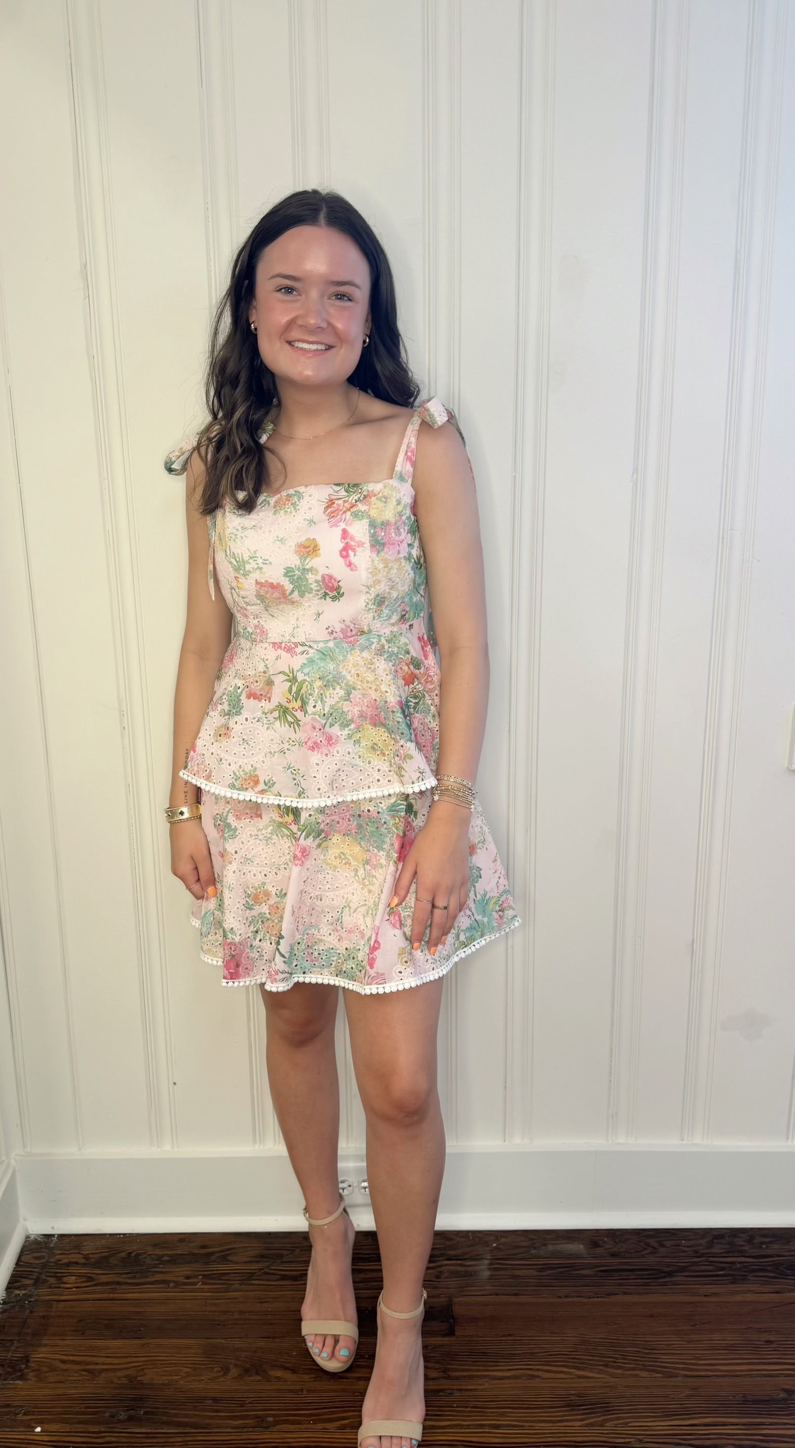 Women's fashion boutique featuring the latest trends – the statement ...